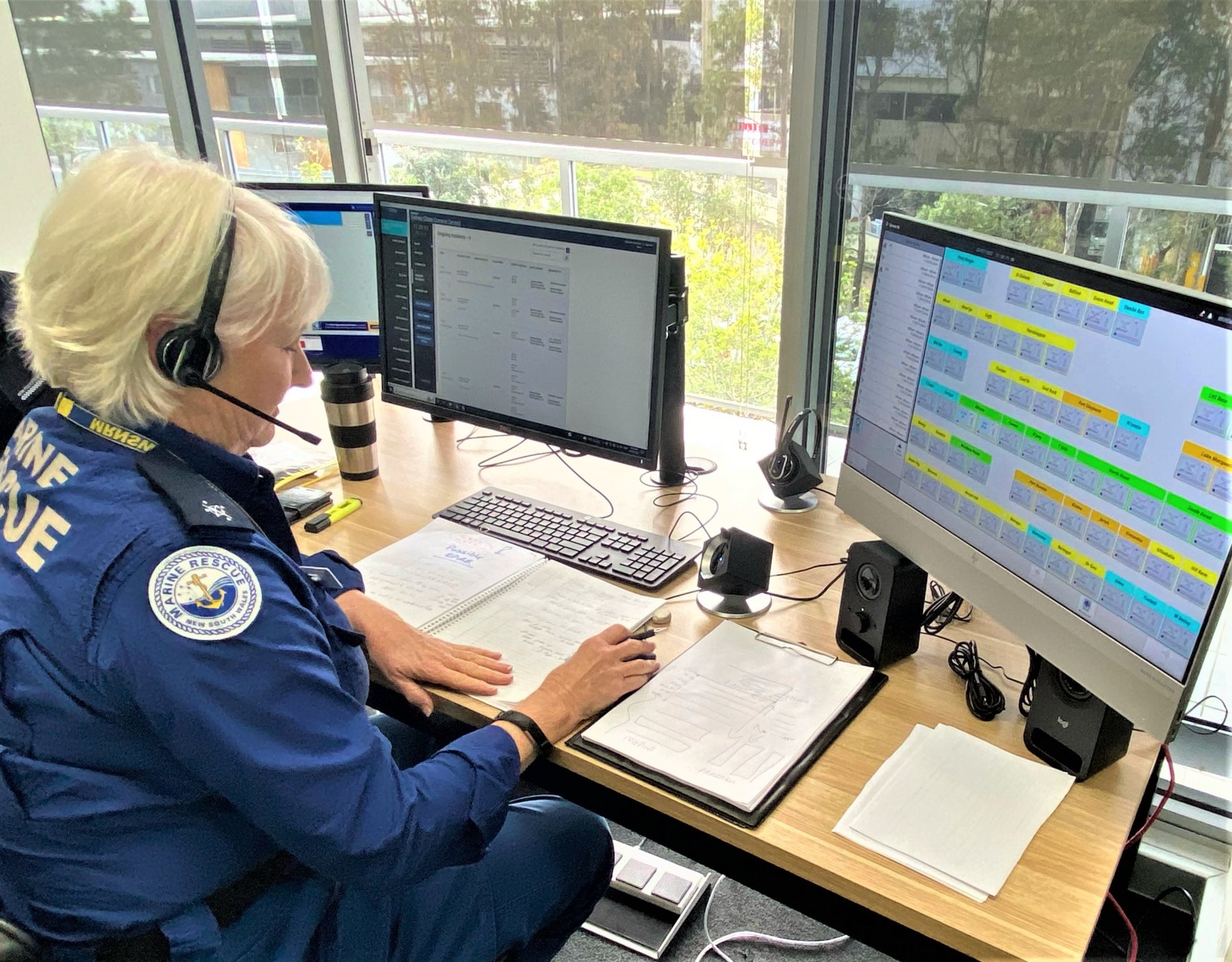 Marine Rescue crews prepare to save lives - Marine Rescue NSW