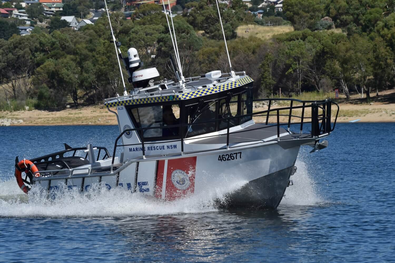 Marine Rescue NSW completes second busiest boating season ever - Marine ...