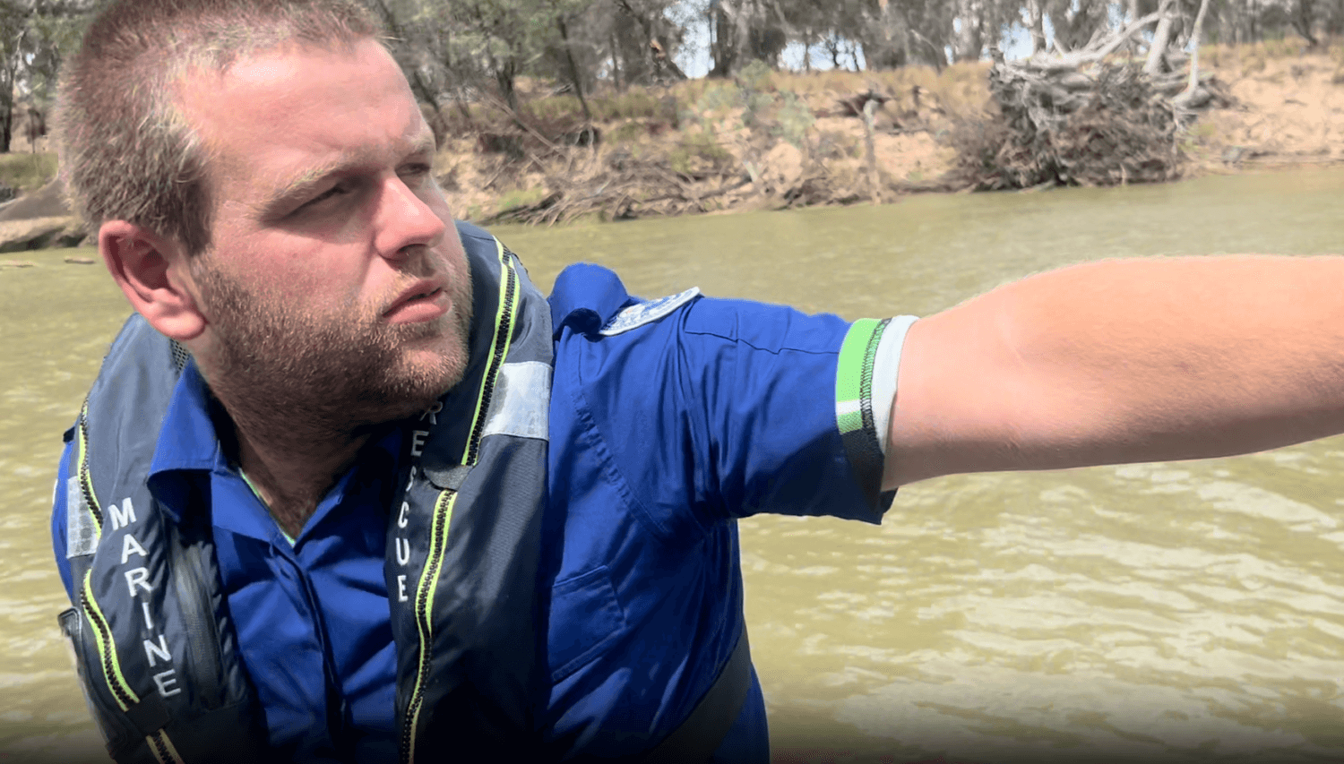 Marine Rescue Moama crews to continue search for missing boater ...