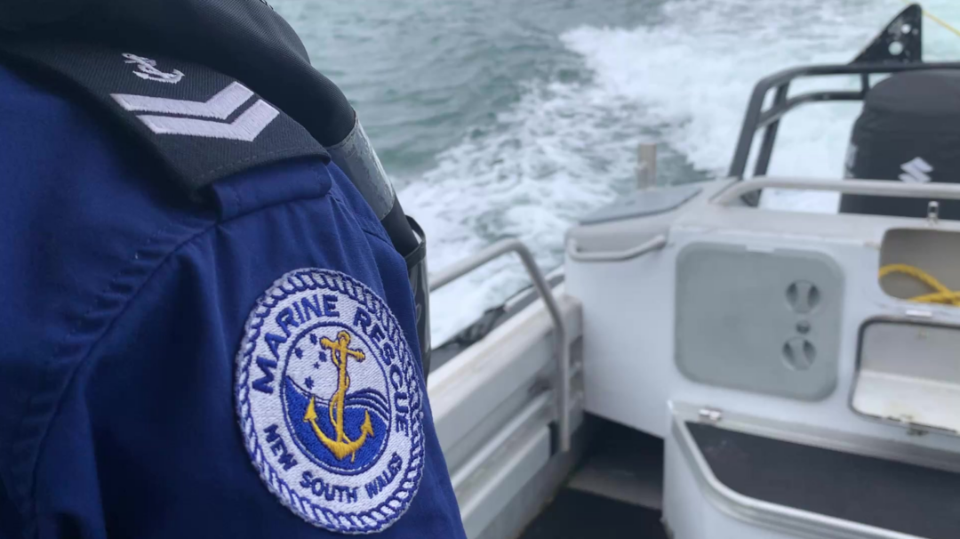 Marine Rescue Newcastle crew guides disabled sailing boat to safety in ...