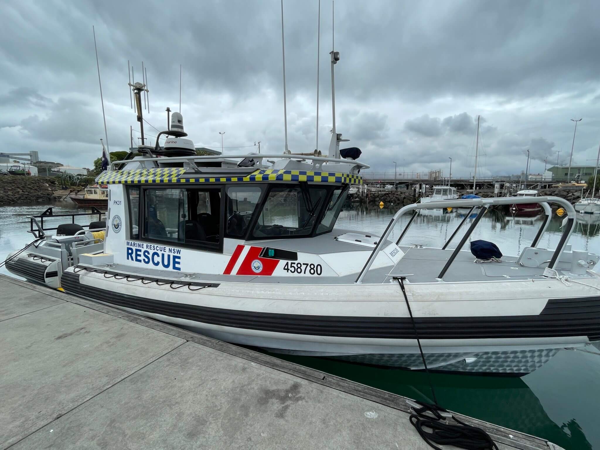 Marine Rescue Port Kembla crew saves multiple people in swift offshore ...