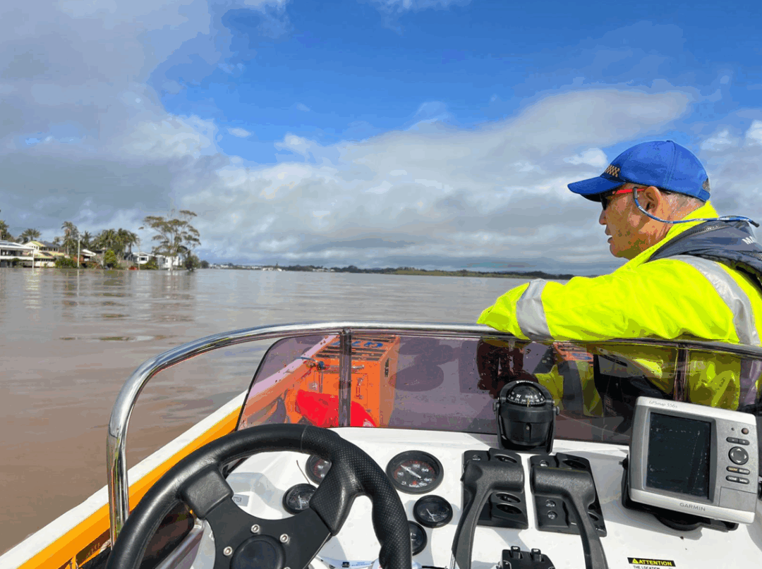 Marine Rescue Port Macquarie volunteers go above and beyond during ...