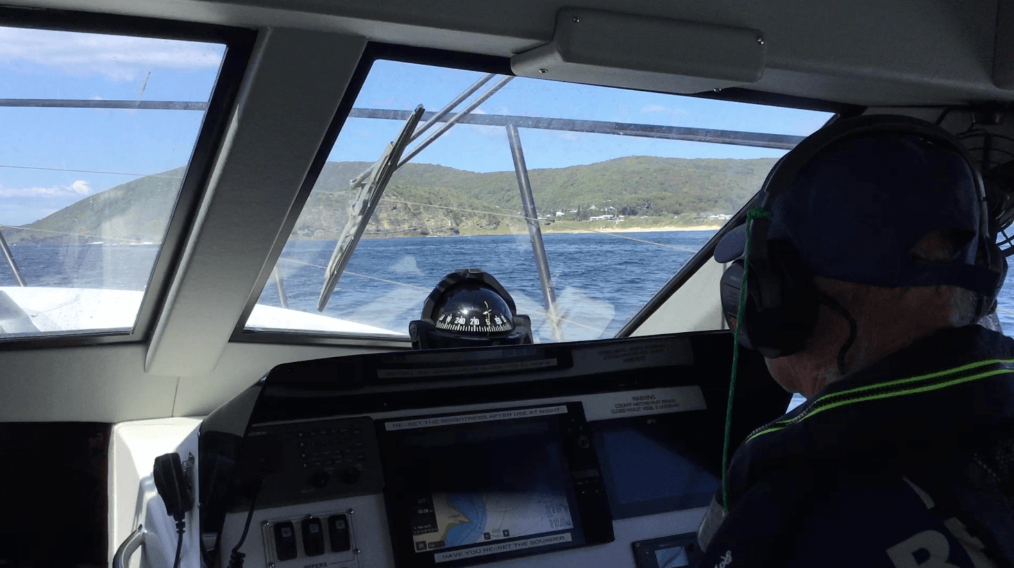 Marine Rescue Forster Tuncurry crew stood down for the day in search ...
